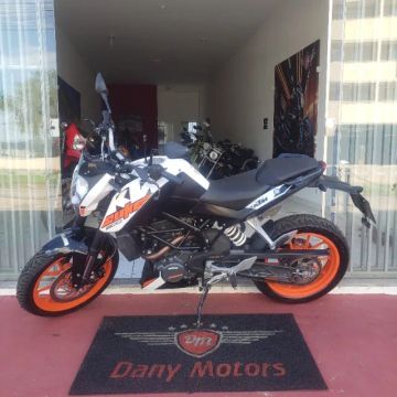 Motos KTM DUKE no Brasil