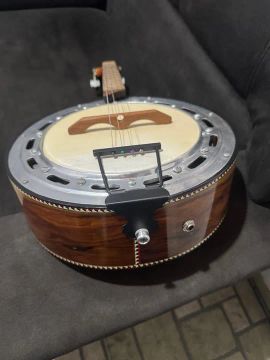 "instrumento musical banjo" - Instrumentos musicais no Brasil