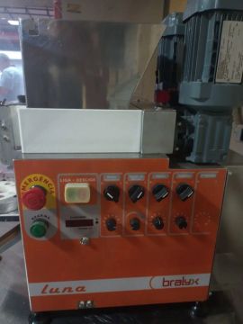 "maquinas de salgados bralyx" no Brasil