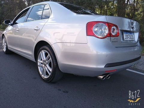 VOLKSWAGEN JETTA 2010 Usados e Novos