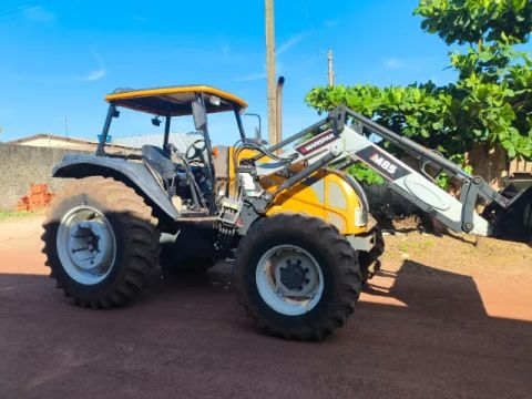 "trator com concha" - Tratores e máquinas agrícolas no Brasil