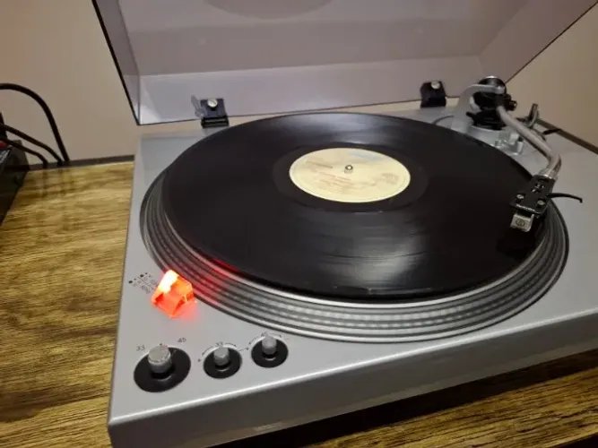 Toca Discos no Brasil