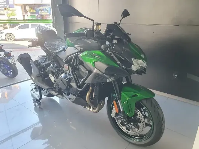 Motos Kawasaki Z 1000 H2 no Brasil