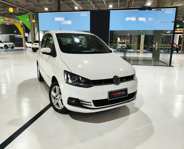 Volkswagen Fox MSI Comfortline 1.6 Flex 8V 4P Usados e Novos