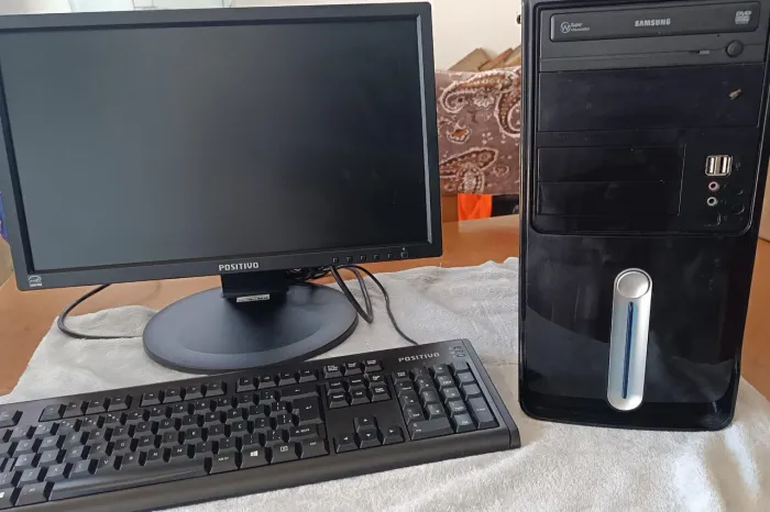 "computador de mesa completo" - Computadores e Desktops no Brasil