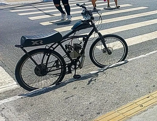 "moto motorizada" no Brasil