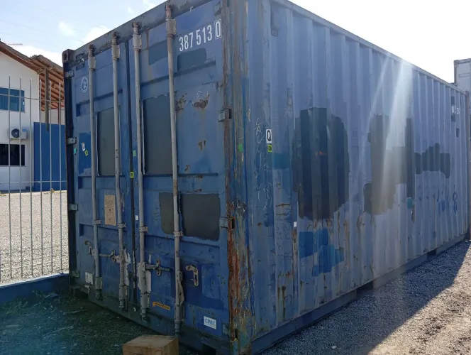 "container 20 pes" no Brasil