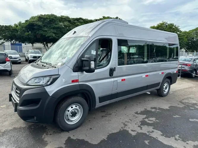 Fiat Ducato Minibus 2.2 COMFORT 18L (E6) 2026 Usados e Novos