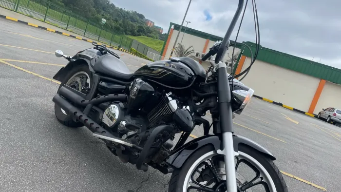 Motos Yamaha XVS 950 Midnight Star no Brasil