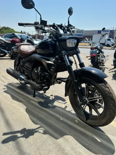 Motos Shineray IRON 250 EFI no Brasil