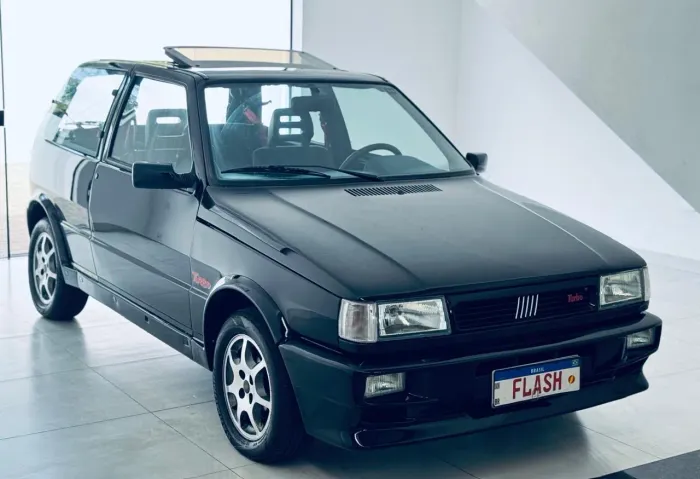 Fiat Uno Turbo 1.4 I.e. 2P Usados e Novos