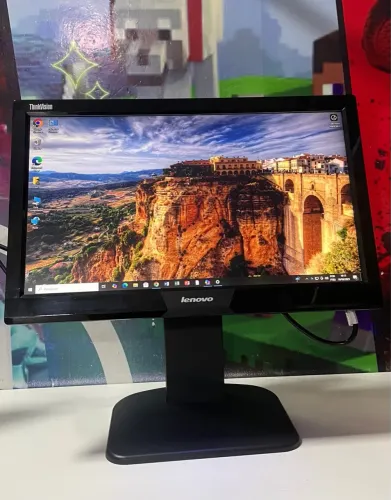 "monitores de 20 polegadas" - Monitores no Brasil