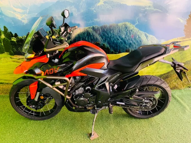 Motos Zontes T 350 X no Brasil