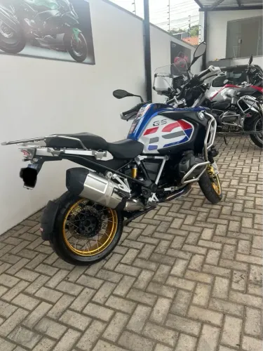 Motos BMW R 1250 GS Adventue Pemium HP no Brasil