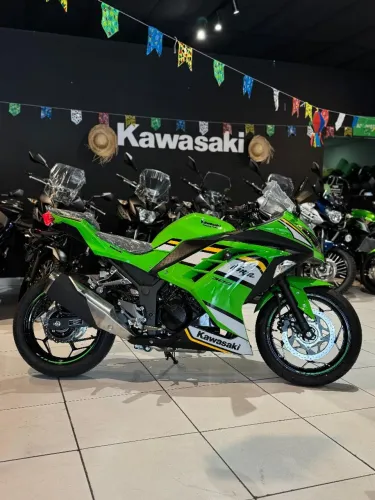 Motos Kawasaki Ninja 300 no Brasil