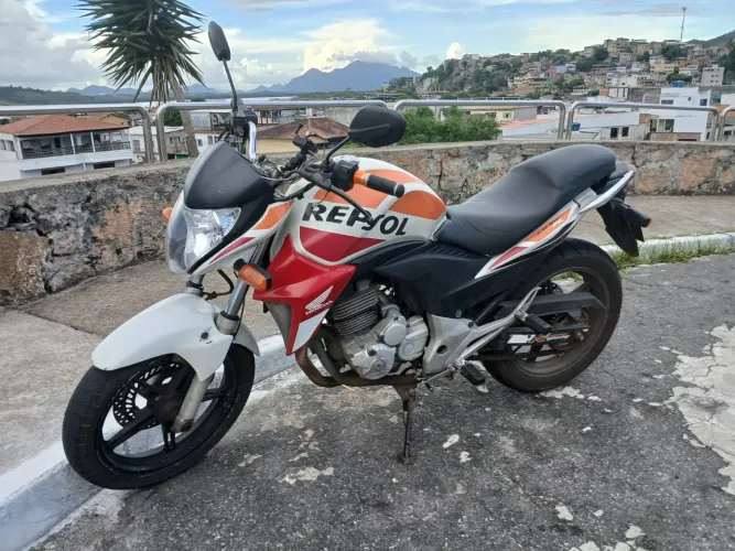 Motos Honda CB 2014 no Brasil