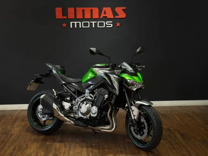 Motos Kawasaki Z 900 no Brasil