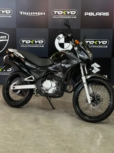 Motos Honda NX 400i Falcon no Brasil
