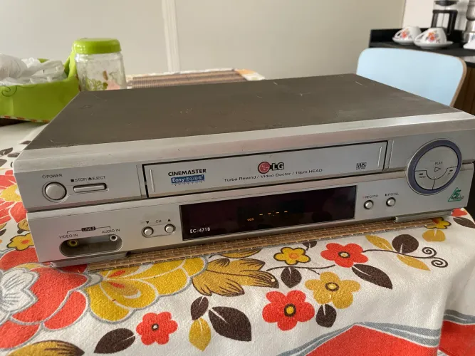 "video cassette" no Brasil