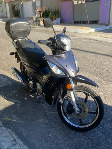 Motos Haojue Nex no Brasil