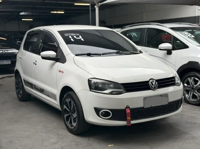 Volkswagen Fox Rock IN RIO 1.6 MI Total Flex 8V 5P Usados e Novos