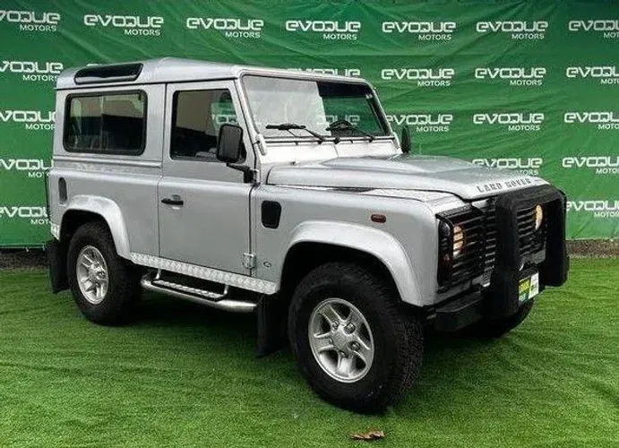 "defender 90" no Brasil