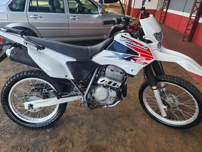 Motos Honda XR 250 Tornado no Brasil