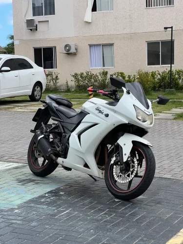 Motos Kawasaki Ninja 250r no Brasil
