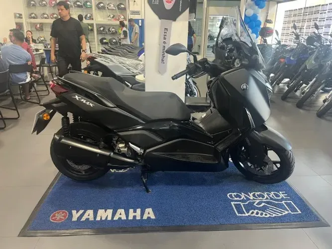 Motos Yamaha XMax 250 ABS 2025 no Brasil