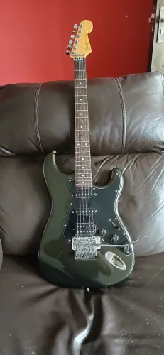 "fender stratocaster" no Brasil