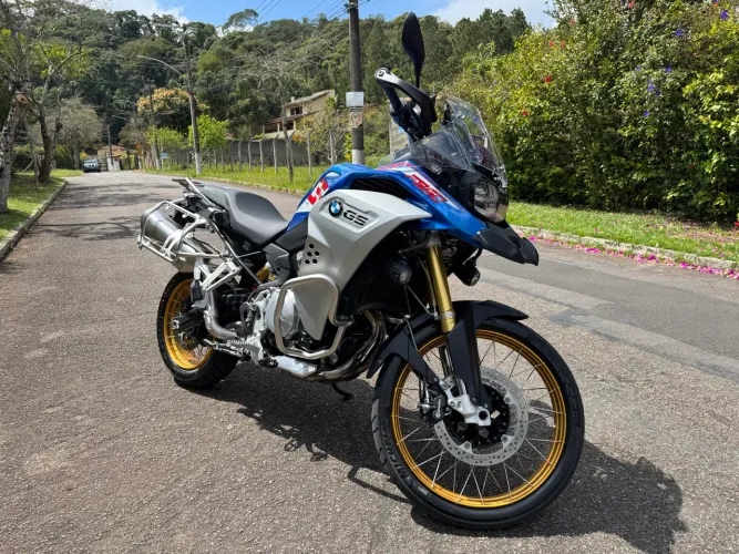 Motos BMW F 850 GS Adventure Premium no Brasil