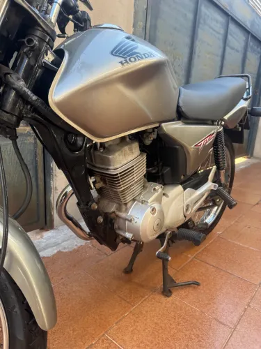 Motos Honda CG 150 Titan-esd/ Titan Special Edition no Brasil