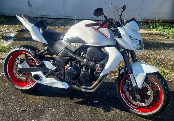 Motos Kawasaki Z 750 no Brasil