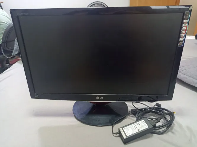 "monitor lg flatron" - Monitores no Brasil