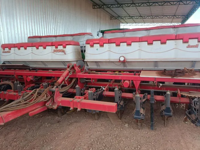 "plantadeira jumil" no Brasil