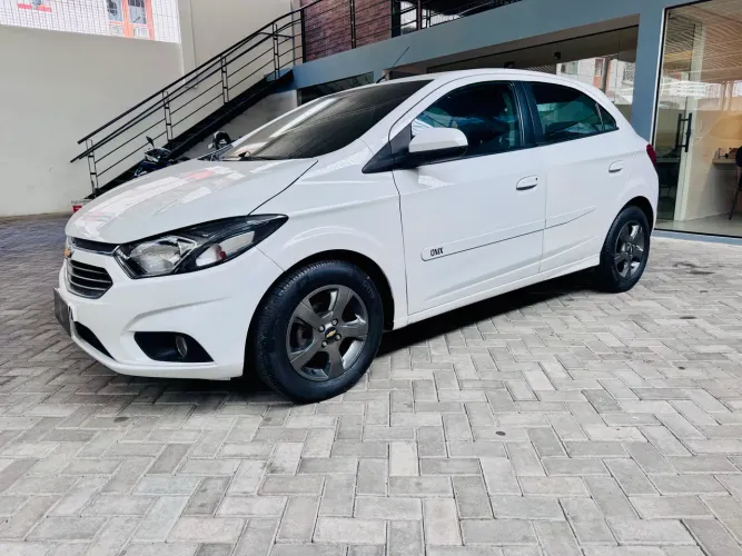 Chevrolet Onix 2018 Usados e Novos