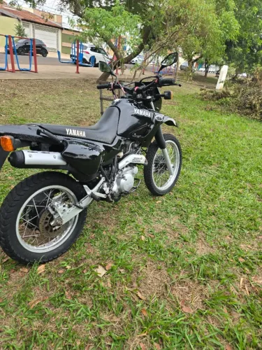 Motos Yamaha XT 225 no Brasil