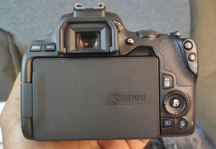 "camera canon sl3" - Câmeras e Filmadoras no Brasil