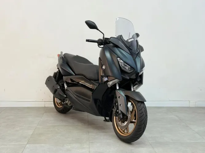 Motos Yamaha XMax 2024 no Brasil