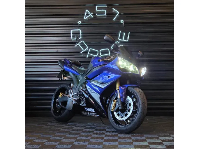 Motos Yamaha YZF R-1 1000 no Brasil