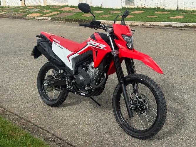 Motos Honda XR 300l Tornado Flex no Brasil
