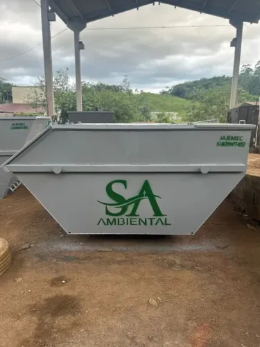 "cacamba roll on" no Brasil