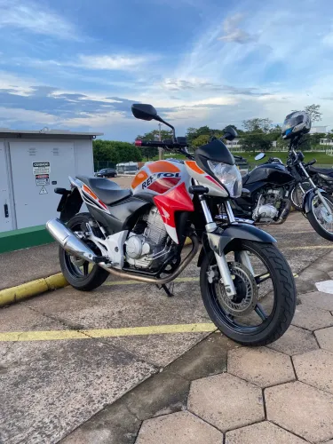 Motos Honda CB no Brasil
