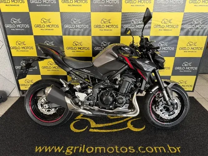 Motos Kawasaki Z 900 no Brasil