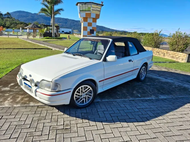 Ford Escort Usados e Novos