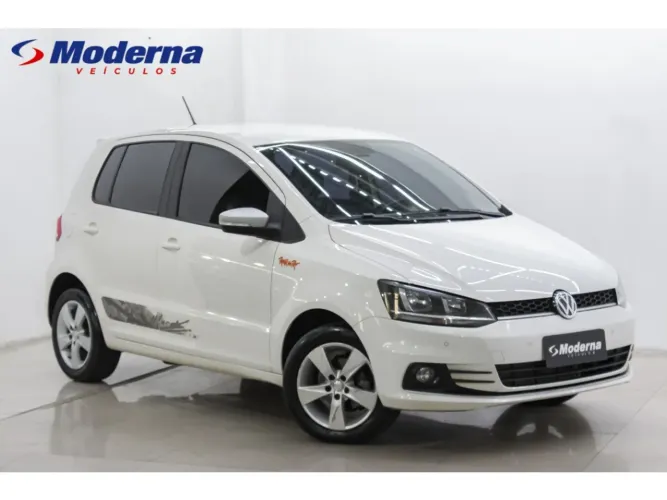 Volkswagen Fox Rock IN RIO 1.6 MI Total Flex 8V 5P Usados e Novos