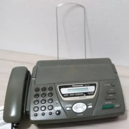 "aparelho de fax" no Brasil