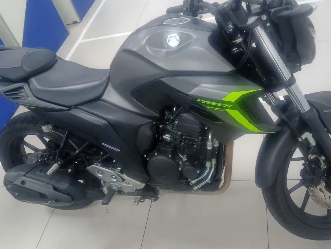 Motos Yamaha FZ25 2024 no Brasil