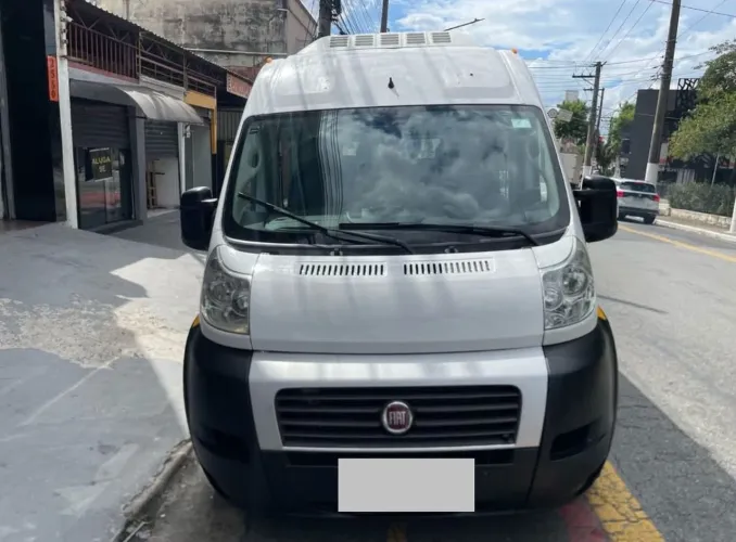 "carro escolar" no Brasil