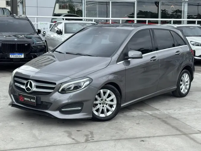 "mercedes classe b200" no Brasil